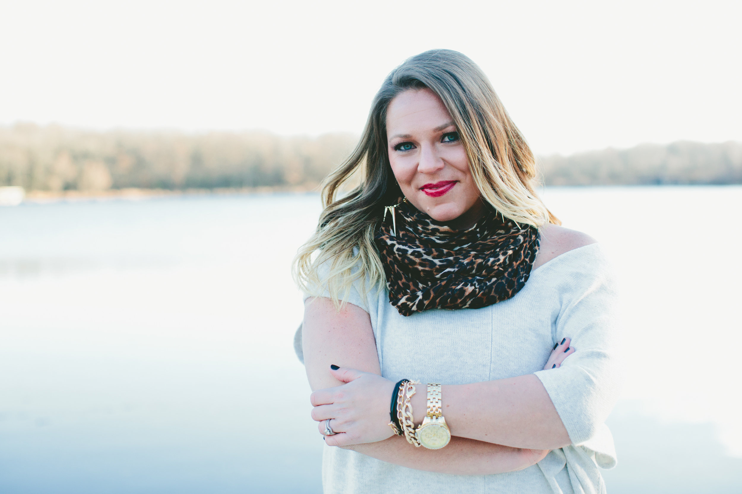 View More: http://cassandraeldridge.pass.us/jenna-headshots » Showit Blog